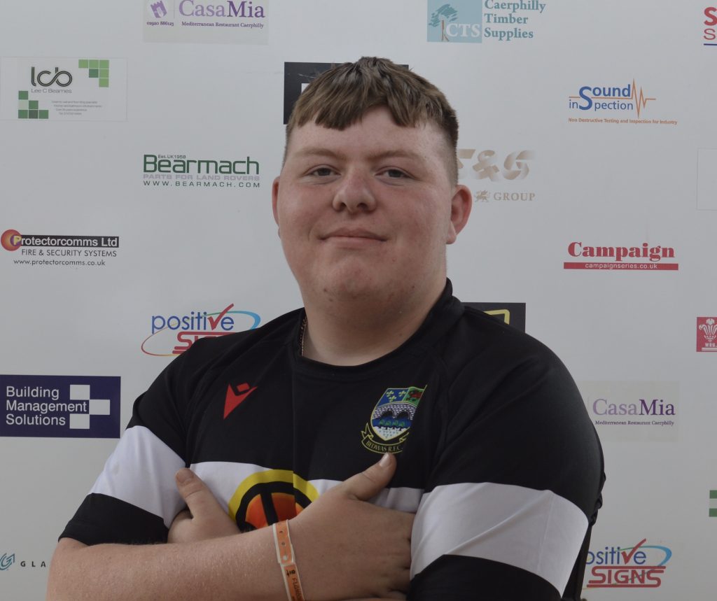 Bedwas Barbarians host Newport High School Old Boys – BEDWAS RFC